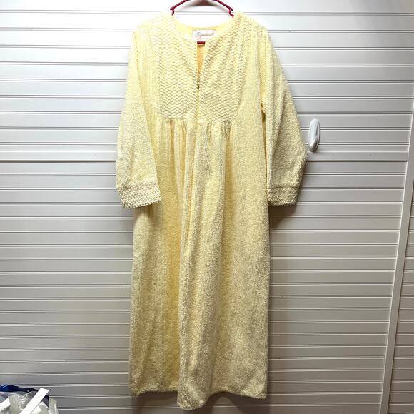 Signature II by Stan Herman | Intimates & Sleepwear | Vtg Signature Ii ...